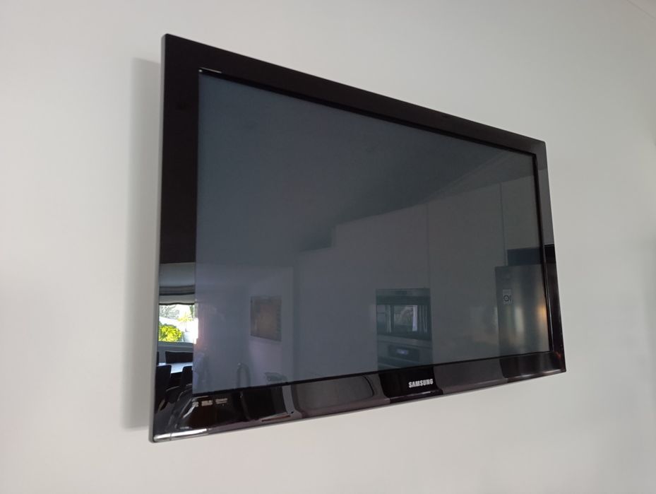 Televisão Samsung 42" São João Das Lampas E Terrugem • OLX.pt