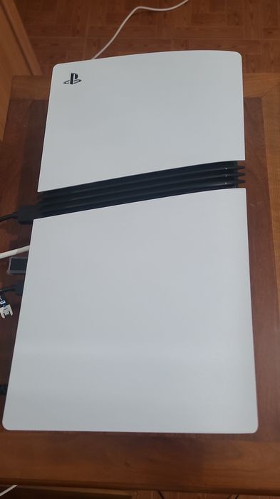 Vendo ps5 pro caixa fatura.. Paços de Ferreira • OLX.pt