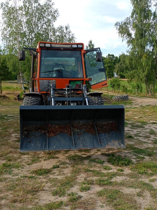 Fendt Xylon 524 | 2002 | 13 500 mth | 4-cyl. MAN | 4x4 | 129 500 zł Milejczyce • OLX.pl
