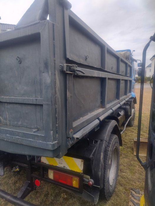 Wywrotka trzy strony Renault Manager g280 Mokry Las • OLX.pl