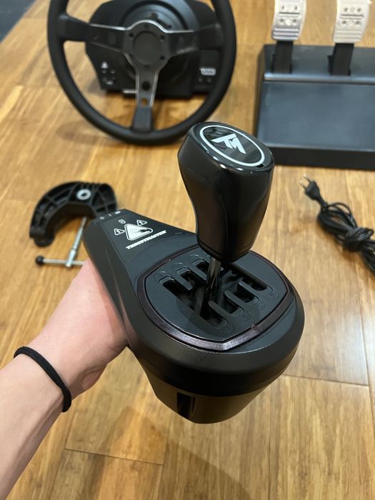 Thrustmaster t300 rs gt (custom wheel, moza t3pa th8s momo drift dd ...