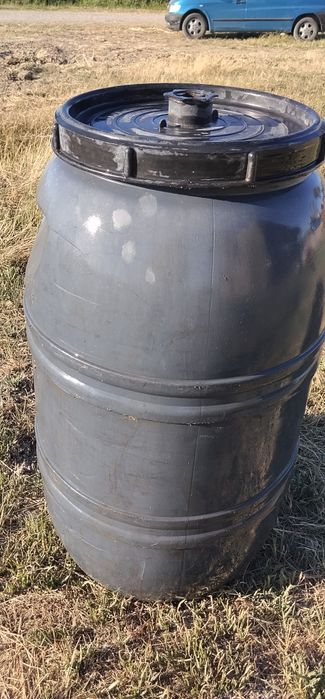 Bidons plástico 200 litros Vila Franca de Xira • OLX.pt