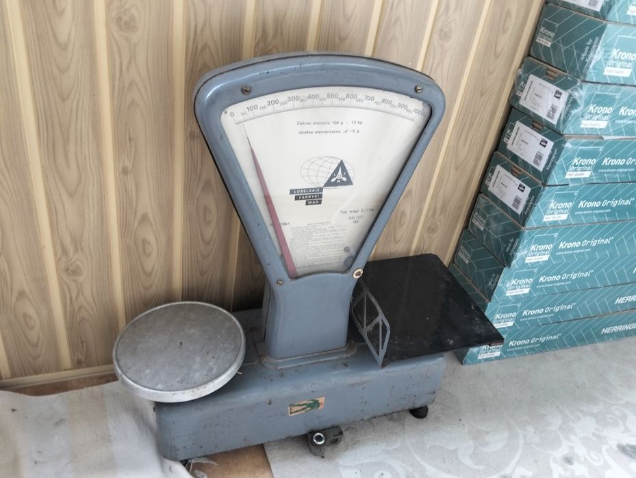 Waga PRL kompletna 1984r. Warszawa Bemowo • OLX.pl