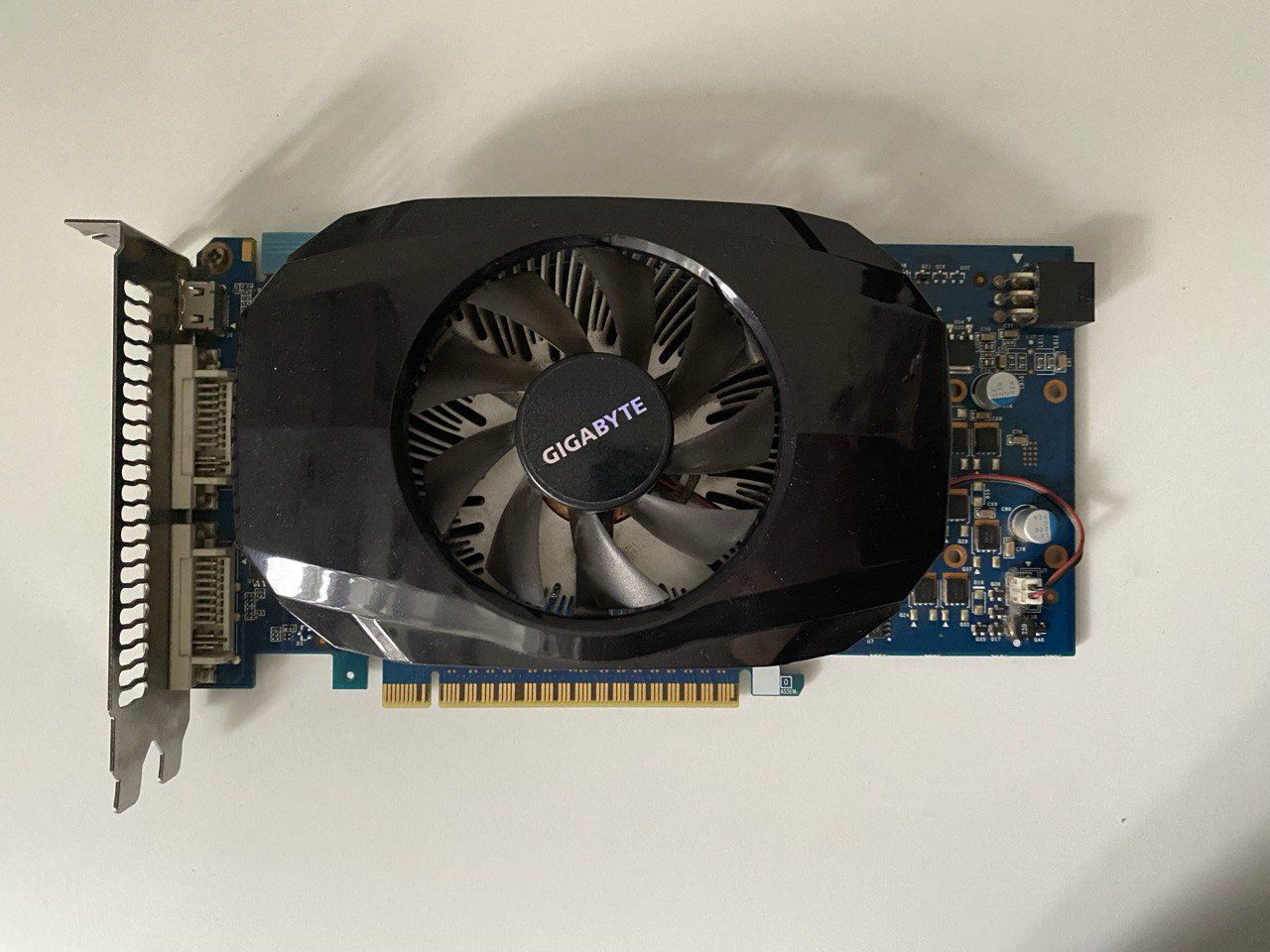 Видеокарта GeForce GTS 450 1gb GDDR 5: 700 грн. - Комплектуючі та ...