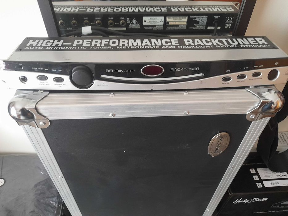 Behringer Rack Tuner Aver-O-Mar, Amorim E Terroso • OLX.pt