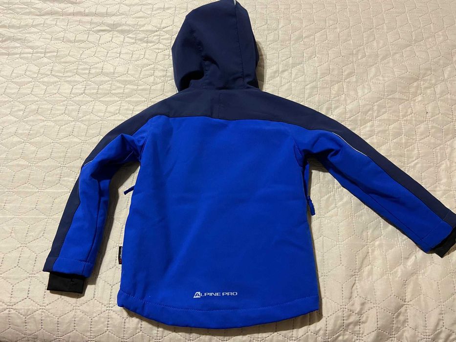 Осіння куртка Alpine Pro, стан ідеальний, р 104-110, Soft-Shell: 390 грн. - Одяг для хлопчиків ...