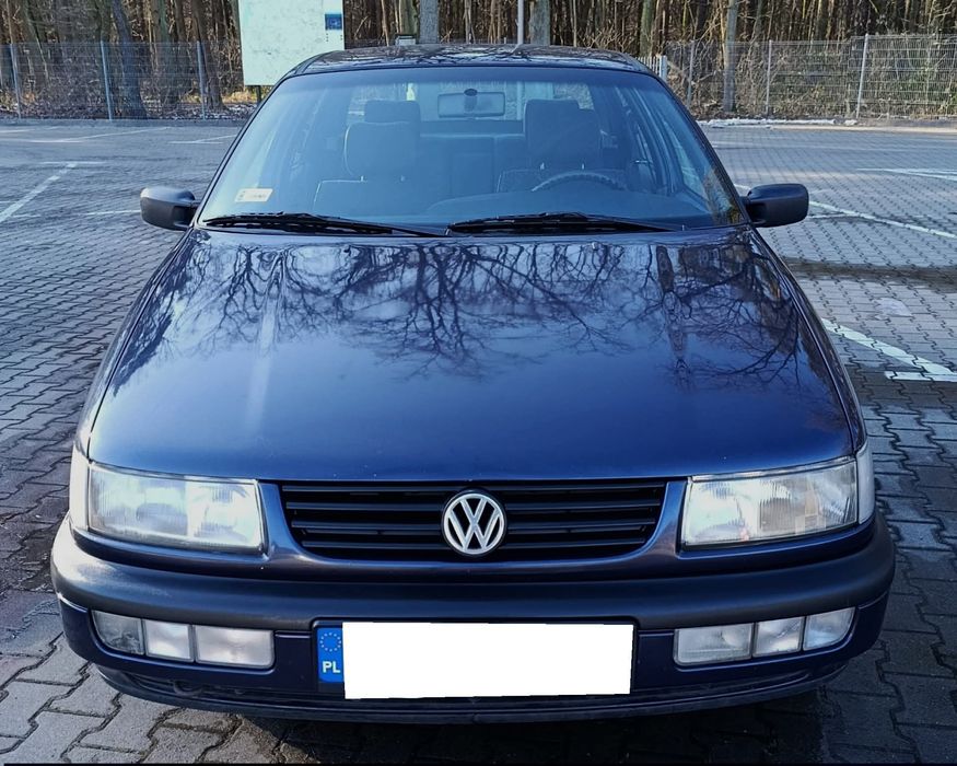 Volkswagen Passat B4 1.8 benzyna Idealny stan Stawiszcze • OLX.pl