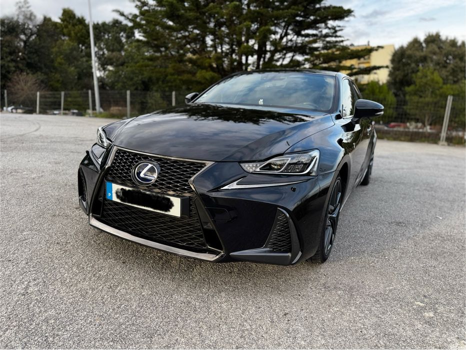 Lexus IS300h Fsport + Gondomar (São Cosme), Valbom E Jovim • OLX.pt