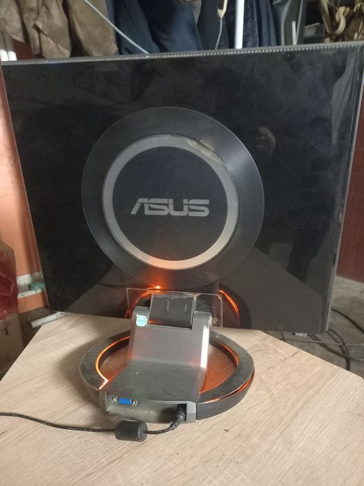 Монітор компютерний ASUS: 500 грн. - Монітори Хмельницький на Olx