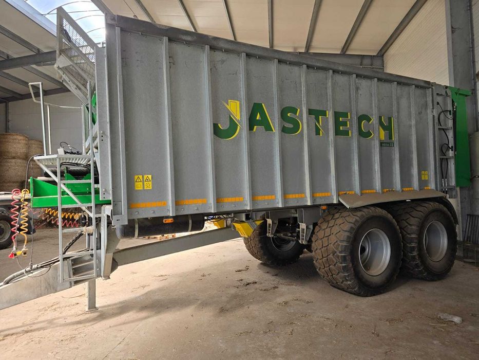 Przyczepa objętościowa JASTECH MEGA 33(Fliegl)ściana przesuwna Sokoły ...