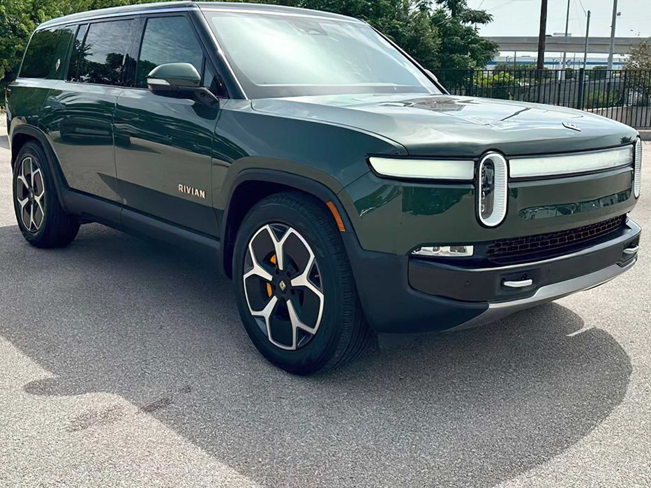 Rivian R1S Launch Edition 2024: 19 000 $ - Інші Чернівці на Olx