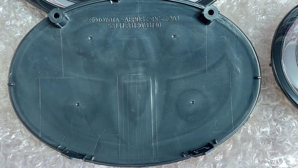 Эмблема значок на решётку Тойота Toyota под дистроник 53141-33130: 4 ...