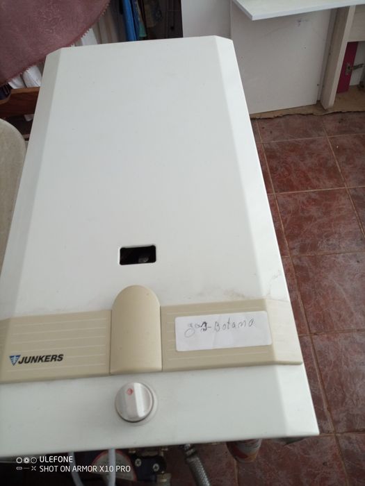 Esquentador de 11 litros marca junkers. Palmela • OLX.pt