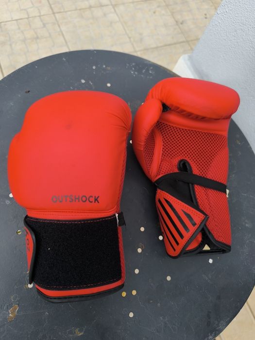 Dois pares Luvas Boxe Decathlon Quinta do Anjo • OLX.pt