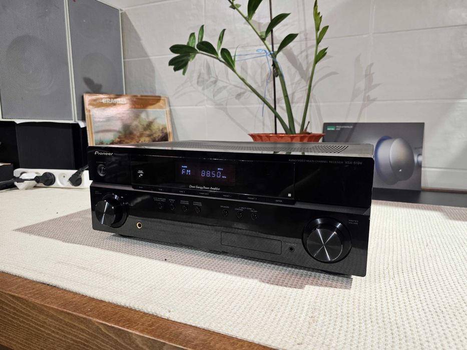 AV-ресивер Pioneer VSX-519V-K HDMI 5х110 Вт: 3 200 грн. - Підсилювачі / ресивери Броди на Olx