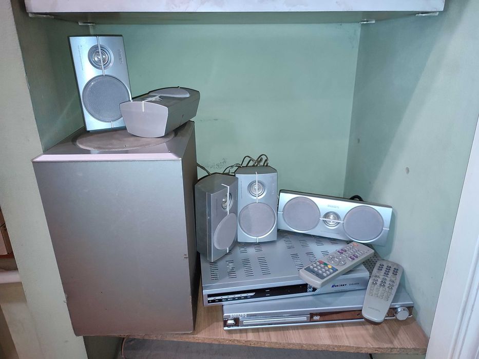 Домашний кинотеатр PHILIPS LX3600D: 2 000 грн. - Акустичні системи ...