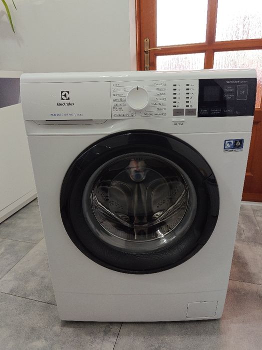 Pralka Electrolux 6 kg wysoki model jak nowa Bielsko-Biała • OLX.pl