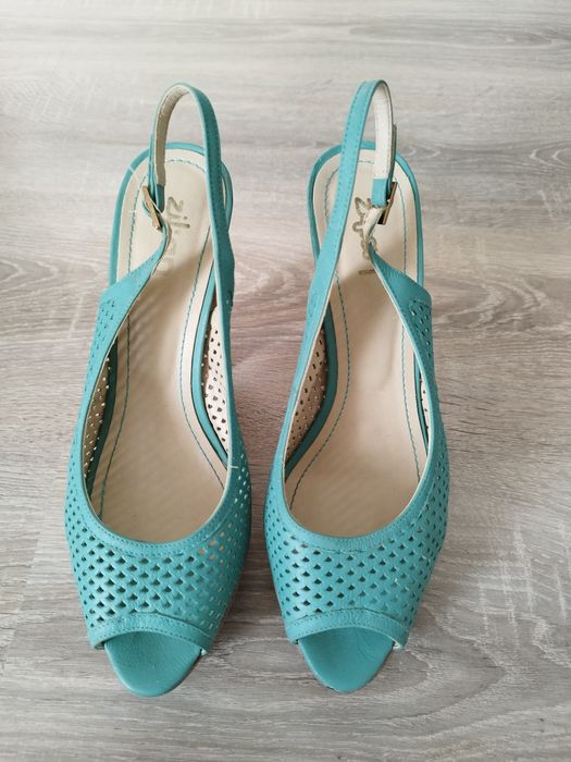 Sandálias Zilian Charneca De Caparica E Sobreda • OLX Portugal