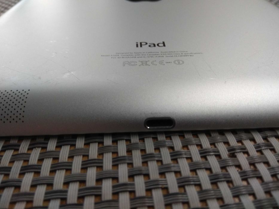 Apple Ipad 4 16 gb..: 400 грн. - Планшетні комп'ютери Житомир на Olx