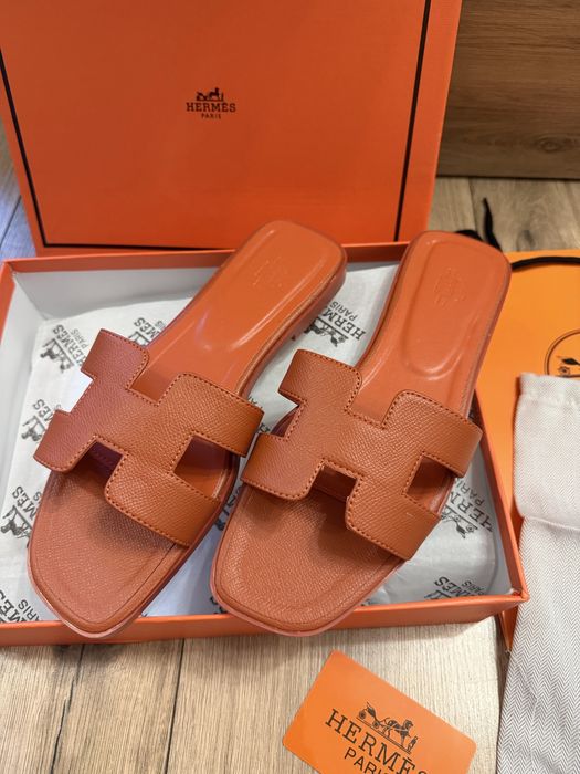 Hermes oran 38 pomarańczowe orange klapki laczki buty Kobyłka • OLX.pl