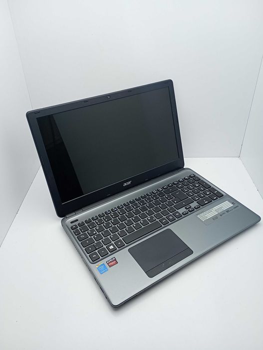 Acer E1-572G CPU:i5-4200U Video:AMD Radeon R5 M240 Ram:8gb HDD:1000gb ...