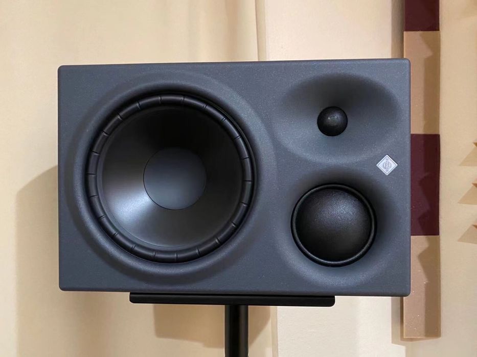 Neumann KH310 (Par Calibrado na Fabrica) Duas Colunas Audiofilas ...