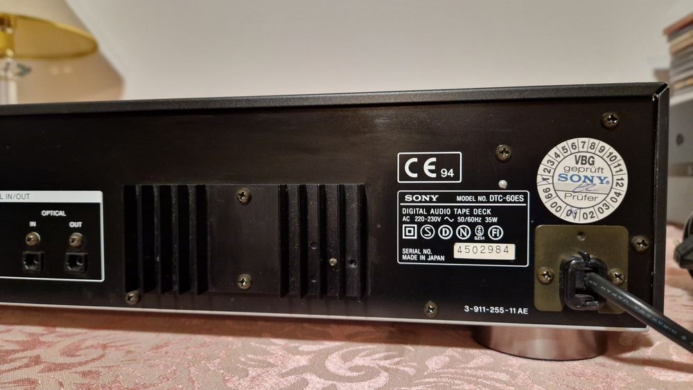 Sony dtc-60 ES DAT Kłodzko • OLX.pl