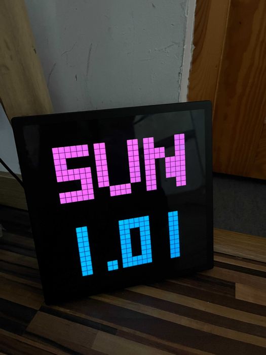 Monitor JDVOOTD Pixel Art; Zegar ścienny Tarnowskie Góry • OLX.pl