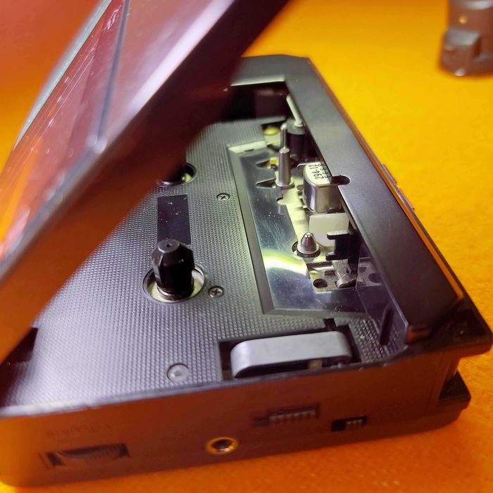 Кассетный плеер Sony Walkman WM-24 аудиоплеер Винтаж от Сони: 3 200 грн ...