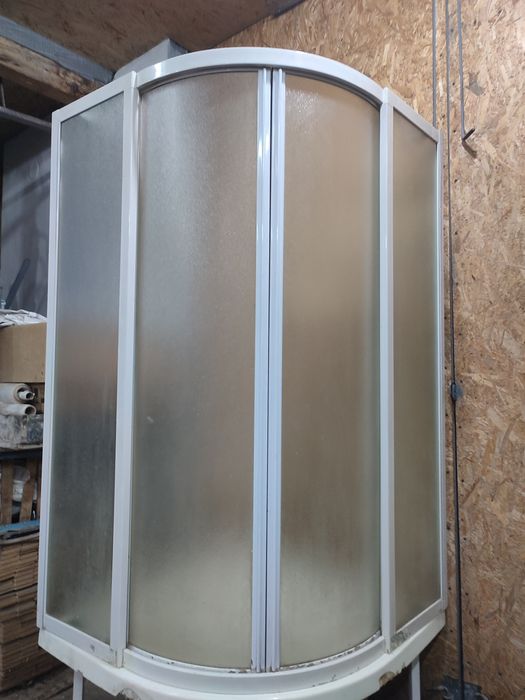 Продам душову кабіну б у рамну розмір 90 90 ціна 1500 грн