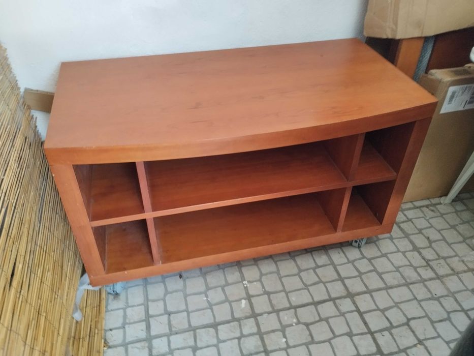 Móvel de TV em cerejeira Alverca Do Ribatejo E Sobralinho • OLX.pt
