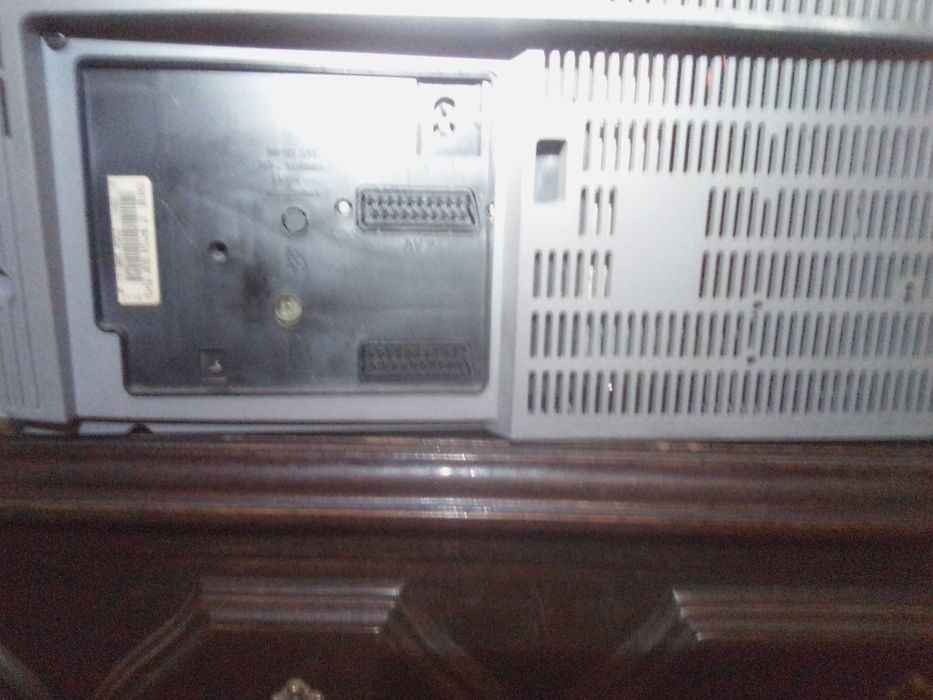 NOVO PREÇO TV Grundig 64cm a cores Alto Do Seixalinho, Santo André E ...