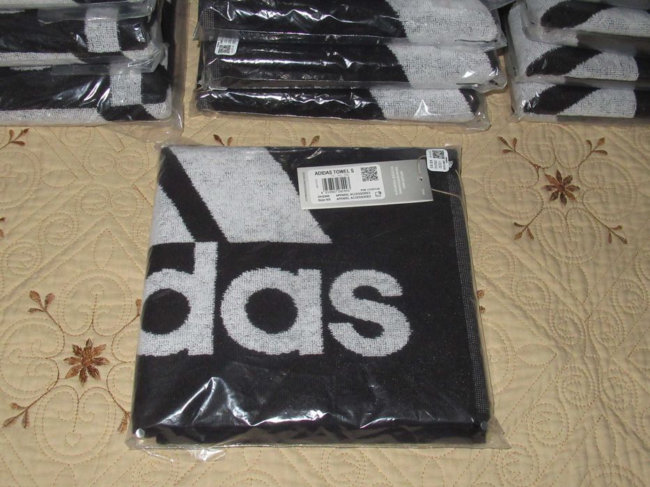 Оригінальний рушник полотенце Adidas Towel S DH2860 розмір 100 х 50 см ...