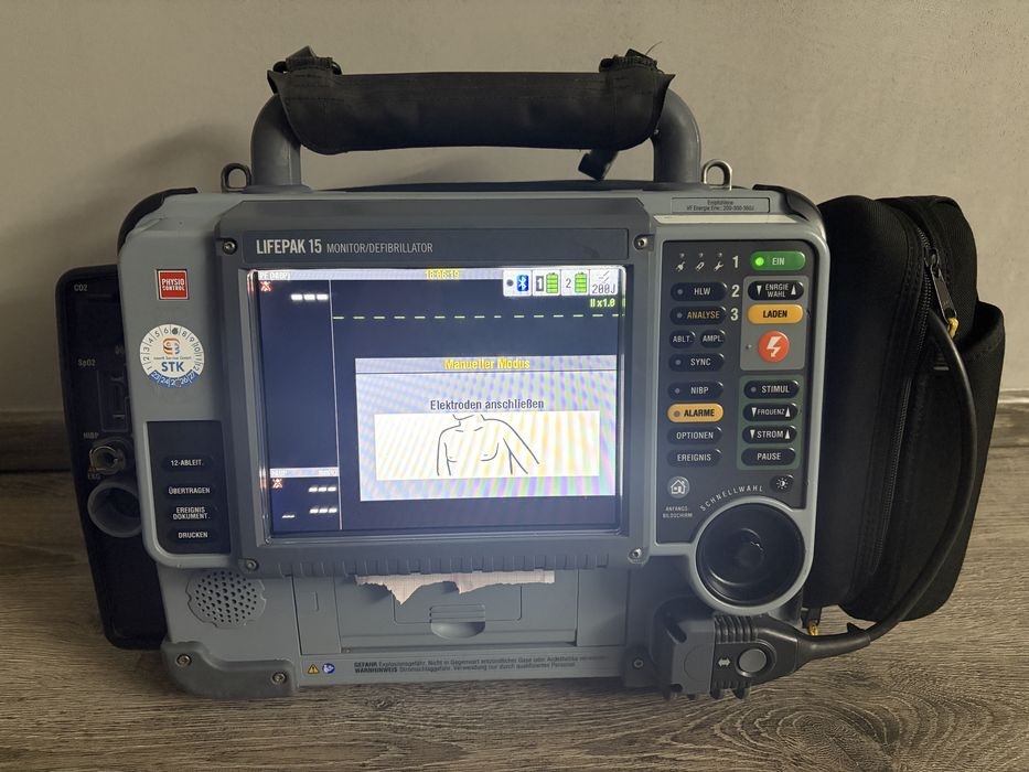 Defibrylator LIFEPAK 15 – 2017 monitor/defibrylator Physio-Control ...