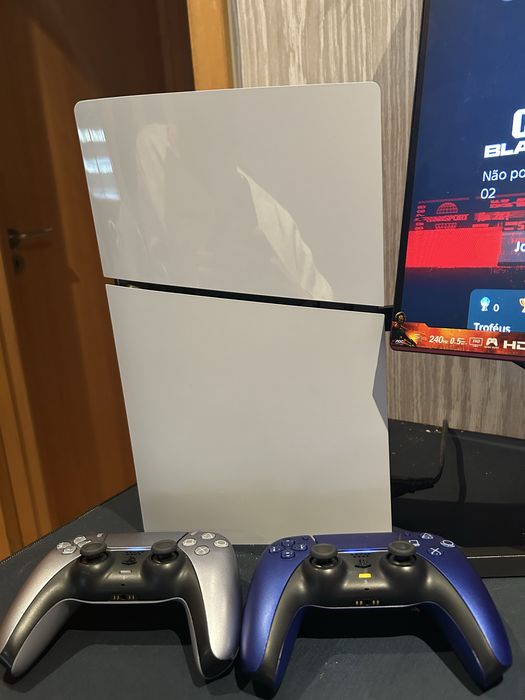 PS5 NOVA 2 comandos mais jogos imperdivel ! Mafamude E Vilar Do Paraíso • OLX.pt