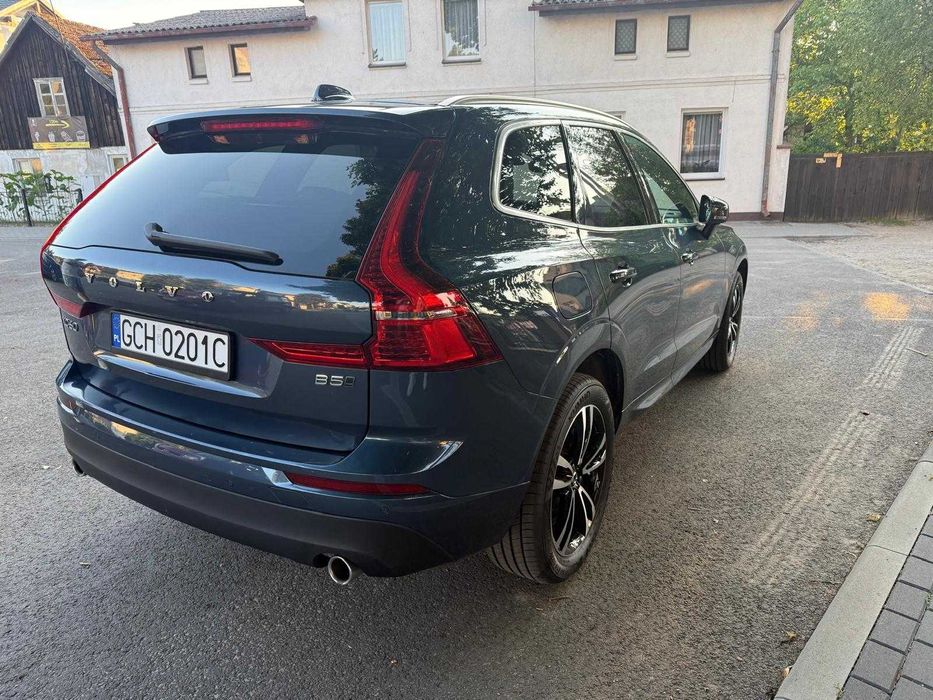 Volvo XC 60 D5 AWD 4x4 / Kamera 360 / Panorama / Harman Kardon / VAT23 ...