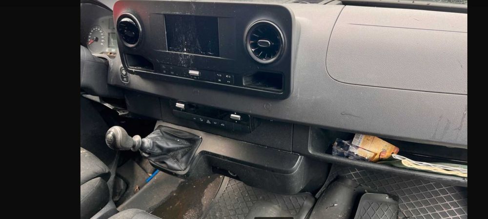 Nowy Sprinter Deska Konsola w907 w910 Pieńki Szczepockie • OLX.pl