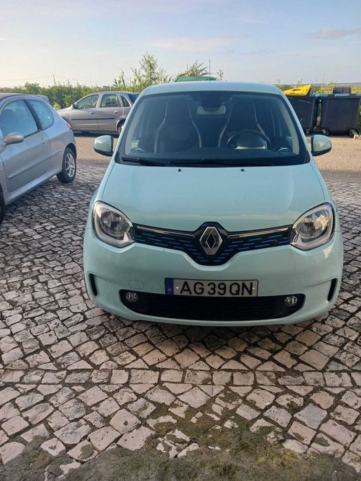 Carro citadino 100% elétrico- Renault Twingo Alhos Vedros • OLX.pt