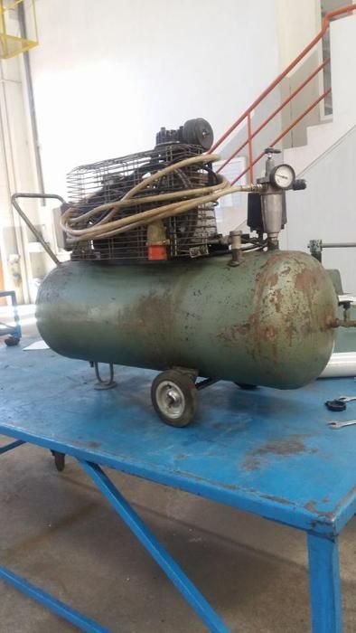 Compossor 100 litros Valongo • OLX Portugal