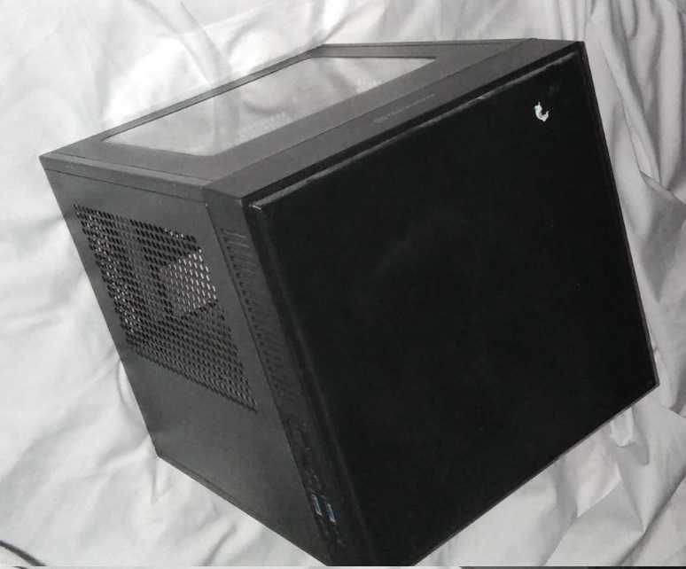 Корпус Thermaltake Core Cube: 1 340 грн. - Комплектуючі та аксесуари ...