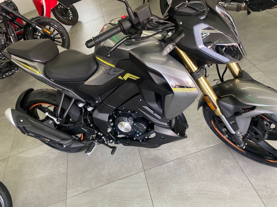 Vende-se RKF 125cc 2025 Venteira • OLX.pt
