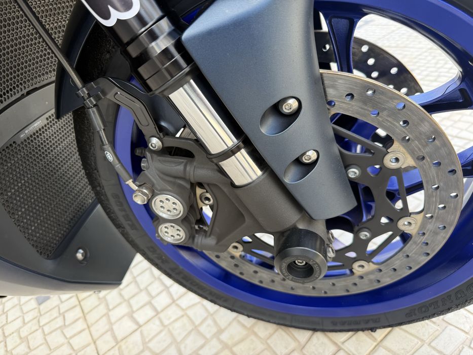Yamaha R1 race blue Quelfes • OLX.pt