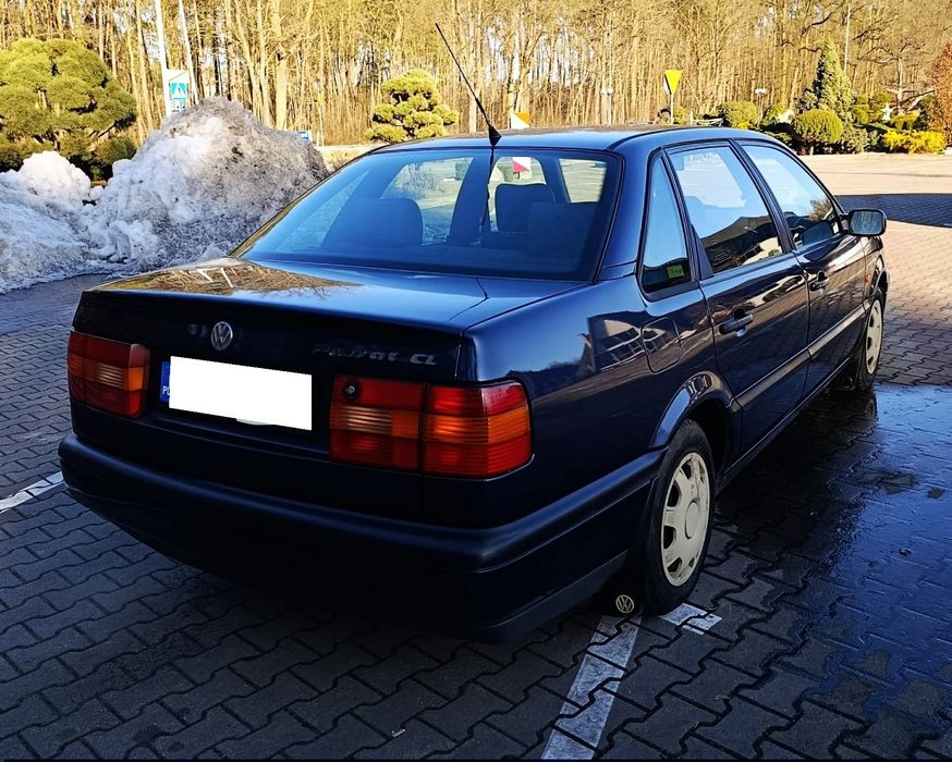Volkswagen Passat B4 1.8 benzyna Idealny stan Stawiszcze • OLX.pl