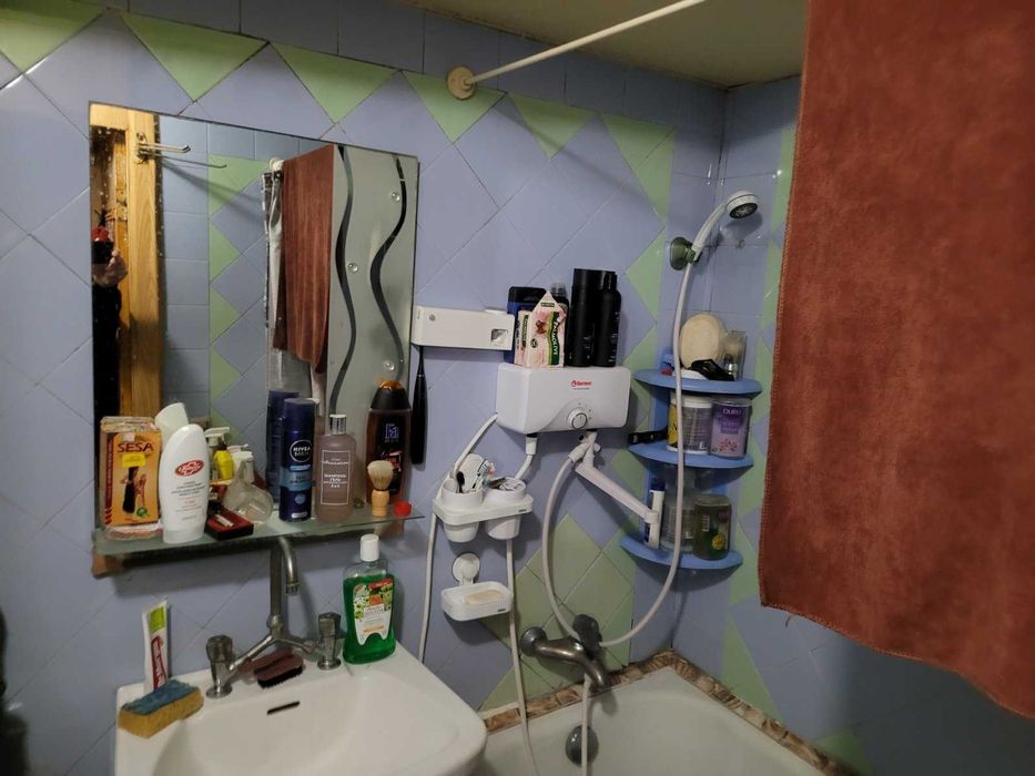 Продам выгодно 2- х комнатн. на Черемушках ген. Петрова/Гайдара СРОЧНО ...