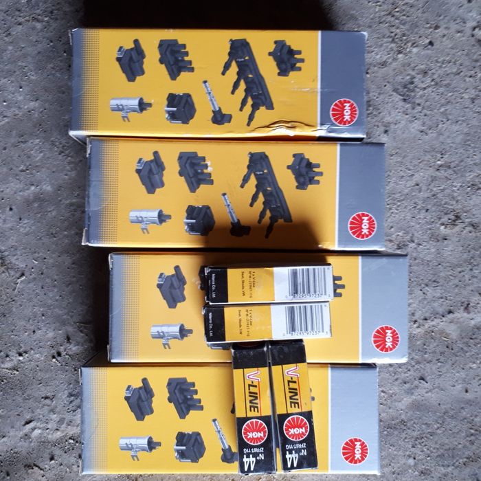 Cewka zapłonowa 48003 NGK numer U5002 plus świece do vw, seat, audi ...