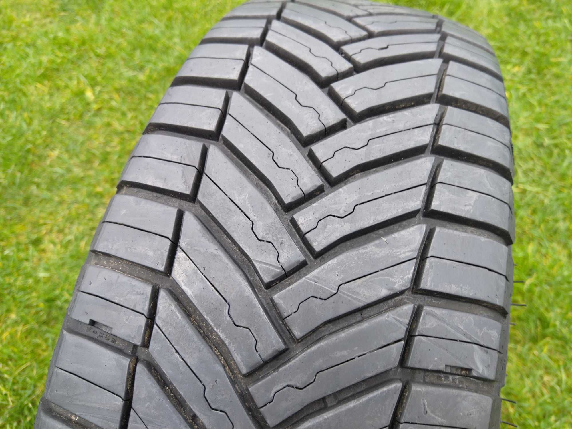 Opona 215/60/17C Michelin Agilis Crossclimate 1 sztuka 8mm 2020 Głogów ... Opona 215/60/17C Michelin Agilis Crossclimate 1 sztuka 8mm 2020 Głogów ...