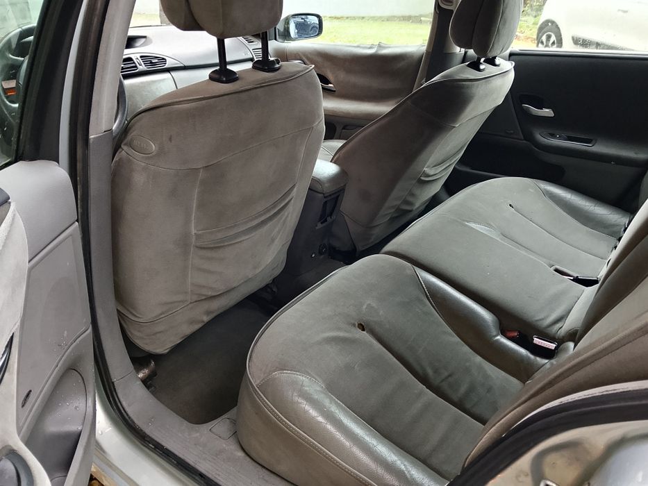 Vendo Renault Laguna fase 2 1.9 DCI 2003 Benfica • OLX.pt