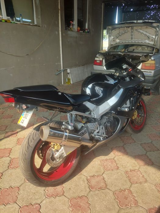 Honda CBR 929RR FireBlade 2001 інжектор: 3 100 $ - Мотоцикли Ізюмське ...