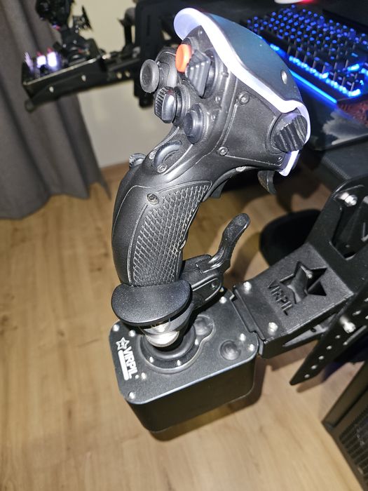 Virpil joystick alpha + throtle tm50 cm2 + suportes mesa Louriçal • OLX.pt