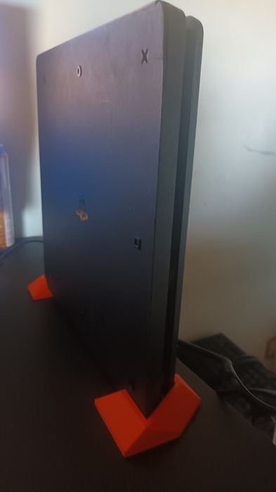 Vendo ps4 usada em otimo estado Caires • OLX.pt